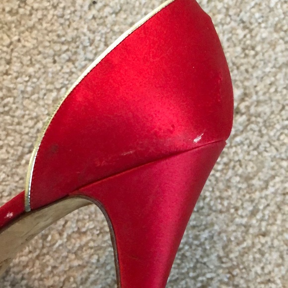 Gucci | Shoes | Vintage Gucci Satin Red Heels | Poshmark
